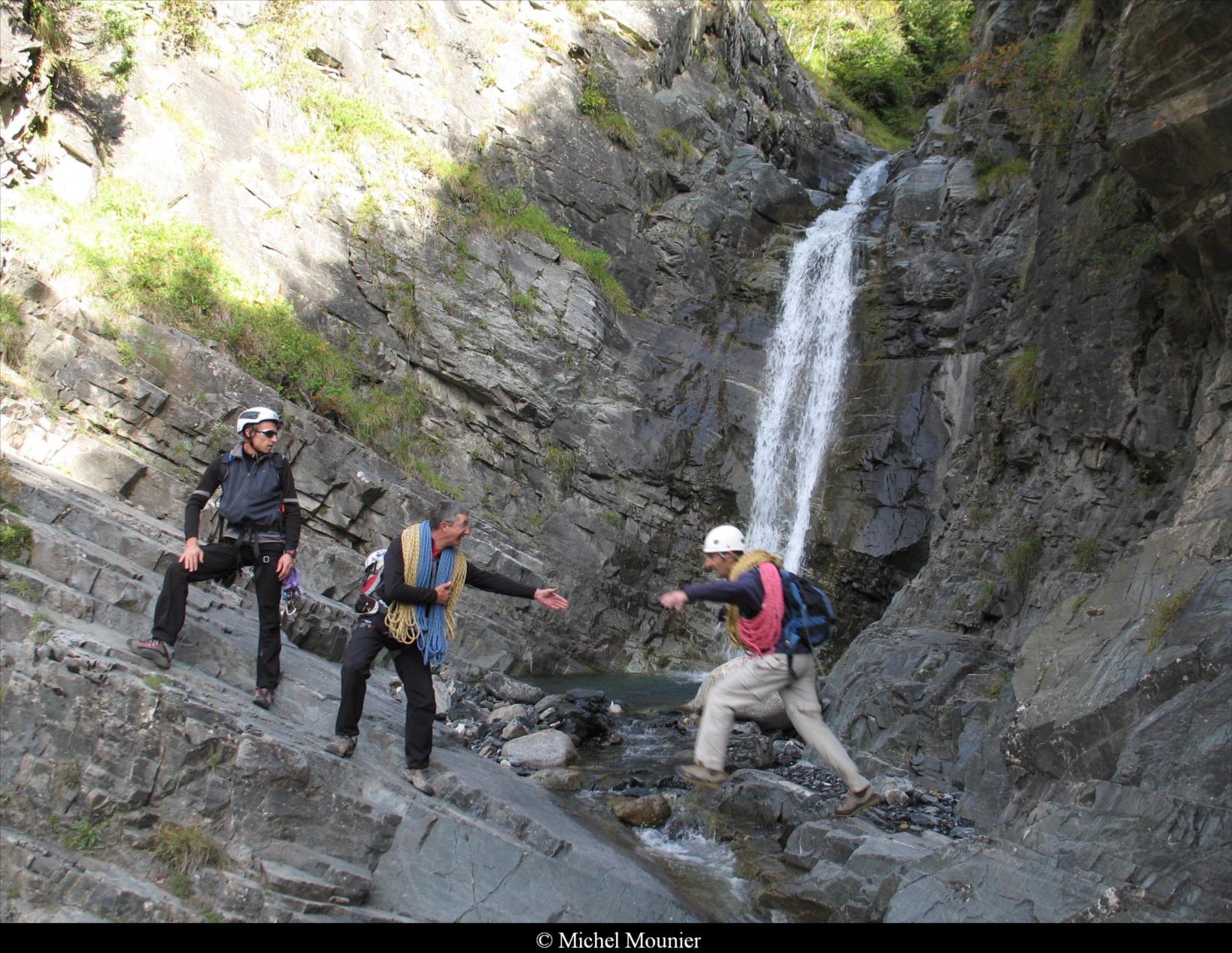 Giclée Magique – Cascade de Villard Notre-Dame – Massif des Écrins – 8 ...